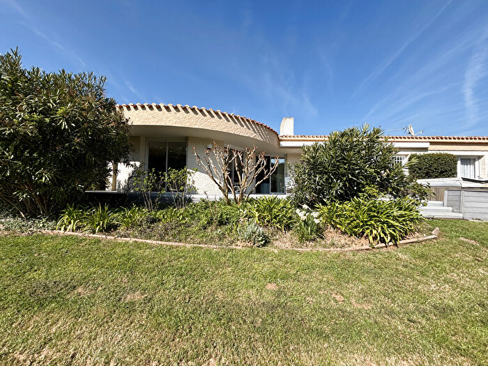 Maison à vendre - Château-dOlonne, Le Petit Paris, Le Village du Bois de Saint-Jean - 8 pièces - 4 chambres