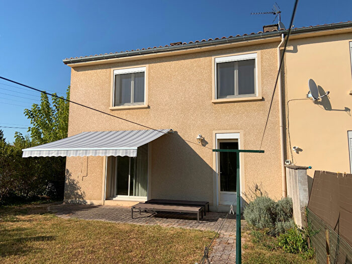 Maison à louer - Saint-Juéry - 4 pièces - 3 chambres