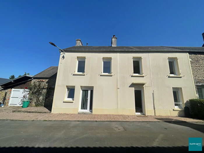 Maison 8 pièces à Esson, à vendre