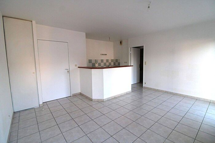 Appartement à louer - Saint-Brieuc - 2 pièces - 1 chambre