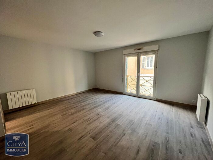 Laval, Les Pommeraies : Appartement 1 pièce à louer