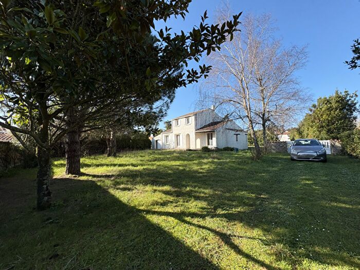 Maison à vendre - Barbâtre - 4 pièces - 3 chambres