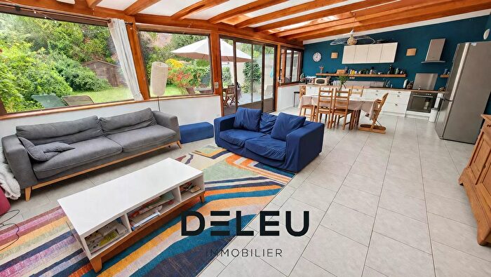 Marcq-en-Barul, Mairie : Maison 5 pièces à vendre