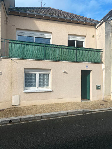 Maison à louer - Argenton-sur-Creuse - 5 pièces - 4 chambres