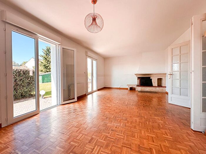 Maison à vendre - Saint-Étienne-de-Montluc - 6 pièces - 4 chambres