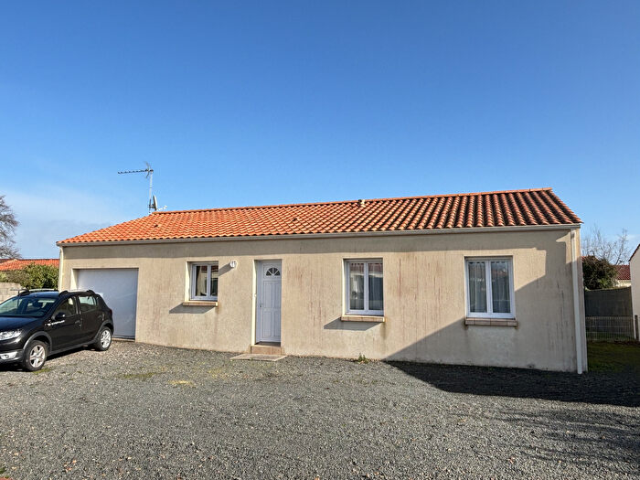 Maison à vendre - Saint-Mathurin - 4 pièces - 3 chambres