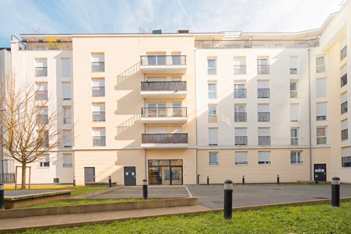 Appartement 3 pièces à vendre à Noisy-le-Grand, Centre-ville
