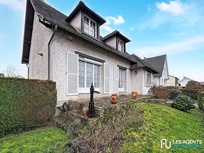 Maison à vendre - Saran, Centre-ville, Bois Joly, La Chiperie - 8 pièces - 6 chambres