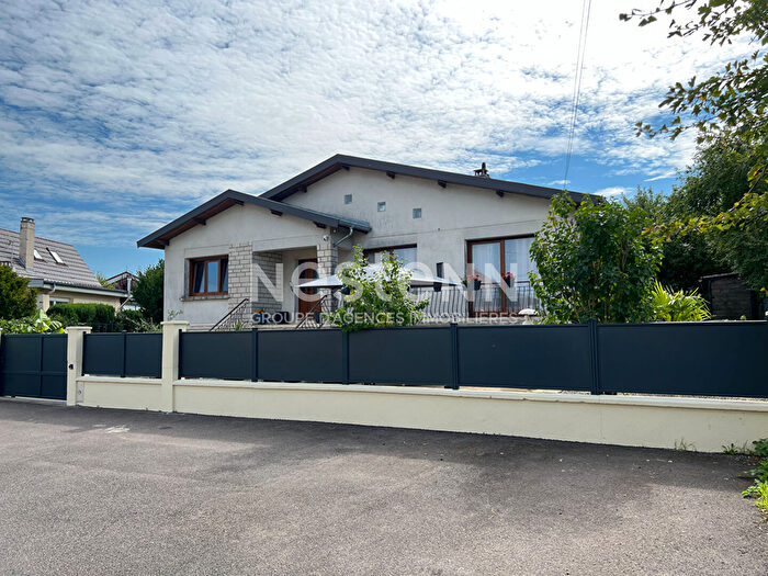 Maison à vendre - Verdun, Cité Kennedy, Dieu du Trice, Village Louis Best - 9 pièces - 4 chambres