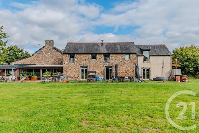 Maison 13 pièces à vendre à Hédé-Bazouges