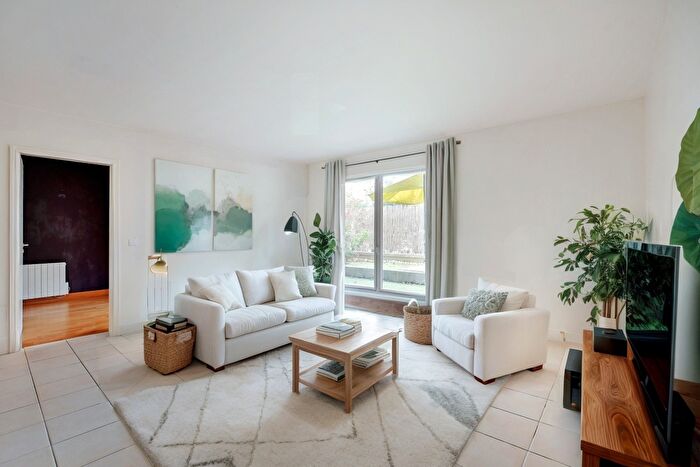 Appartement à vendre - Châtillon, Roissys, Béranger - 2 pièces - 1 chambre