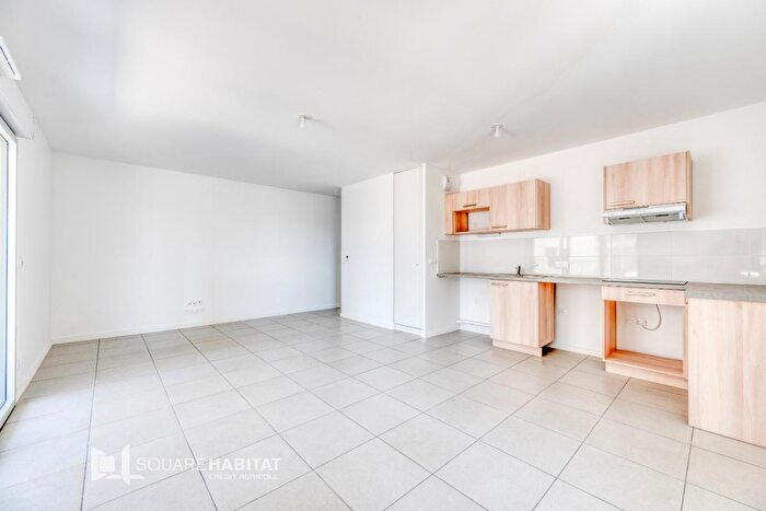 Appartement à louer - Bordeaux, La Bastide - 3 pièces - 2 chambres