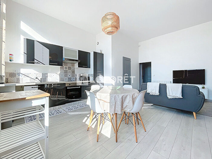 Appartement à louer - Rochefort, Centre-ville - 2 pièces - 1 chambre