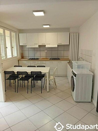 Appartement 1 pièce à louer - République, Villejuif