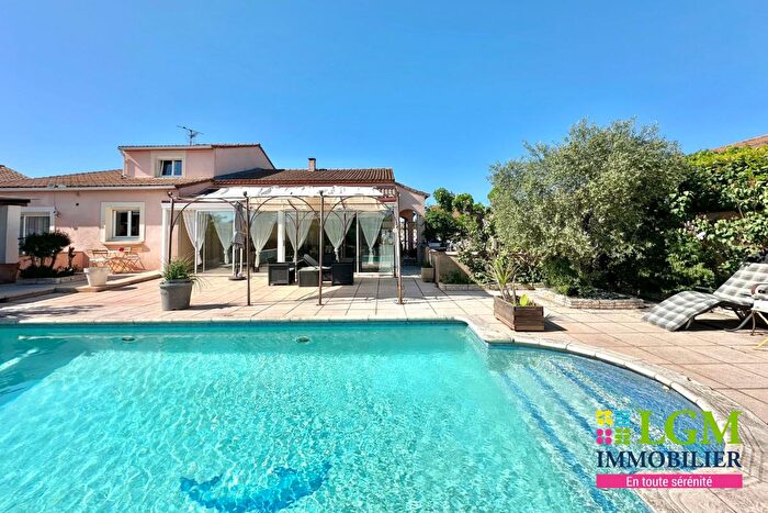 Maison 6 pièces à Garons, à vendre