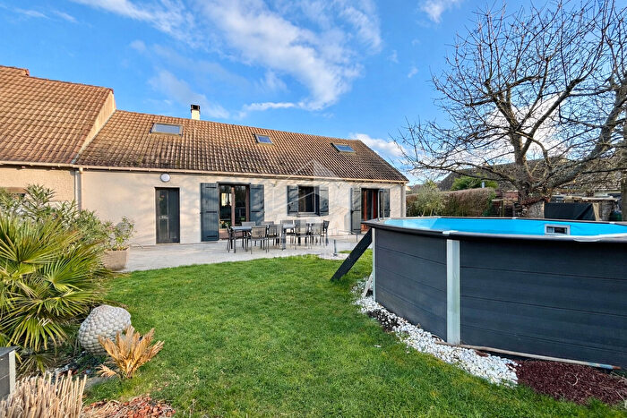 Maison à vendre - Ballancourt-sur-Essonne - 6 pièces - 4 chambres