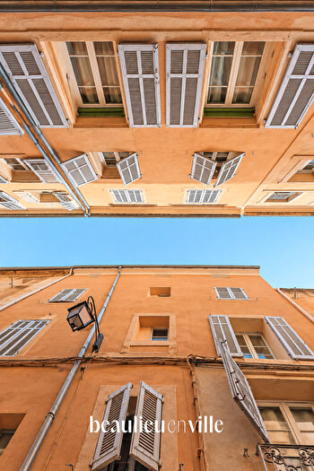 Appartement 3 pièces à vendre - Aix-en-Provence, Centre-ville