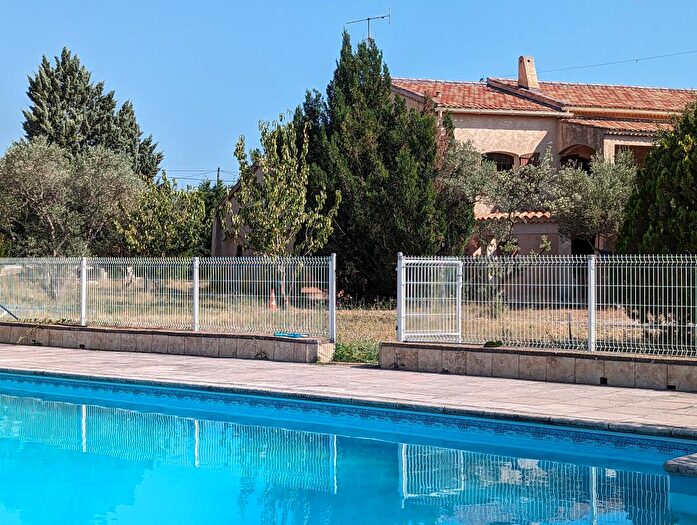 Maison à vendre - Saint-Maximin-la-Sainte-Baume, Vérane - 6 pièces - 5 chambres