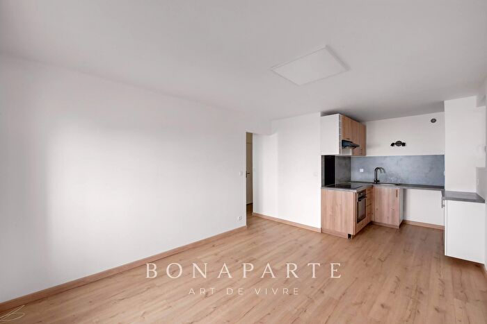 Appartement à vendre - Saint-Raphaël, Centre-ville - 2 pièces - 1 chambre