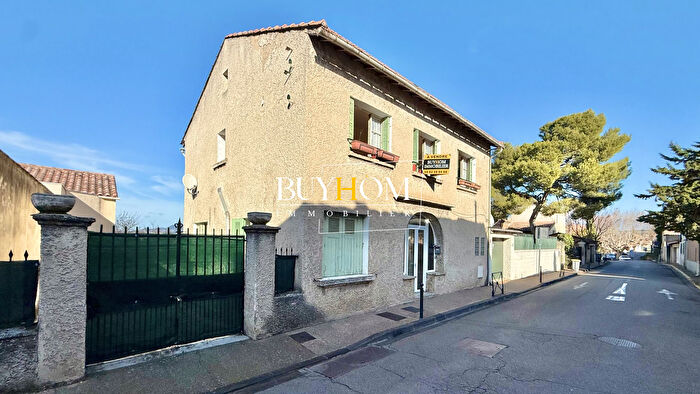 Maison à vendre - Carpentras, Coeur de Ville - 6 pièces - 4 chambres