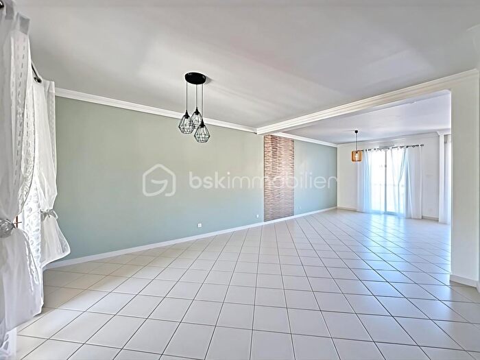 Maison à vendre - Meaux, Grosse Pierre, Croix Saint-Loup, Corniche - 6 pièces - 4 chambres