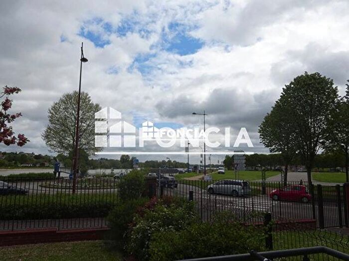 Appartement à louer - Cerisaie, Elbeuf - 1 pièce