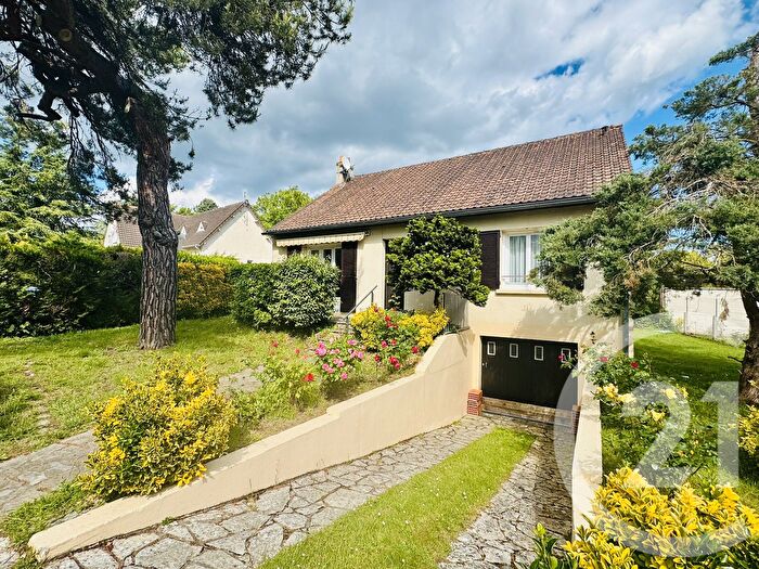 Maison 4 pièces à vendre - Saint-Arnoult-en-Yvelines