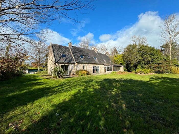 Maison à vendre - Tréflez - 7 pièces - 4 chambres