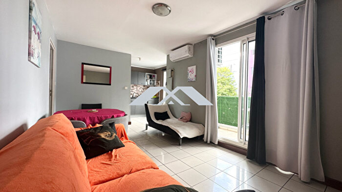 Appartement à vendre - Sainte-Marie, Gaspards - 2 pièces - 1 chambre