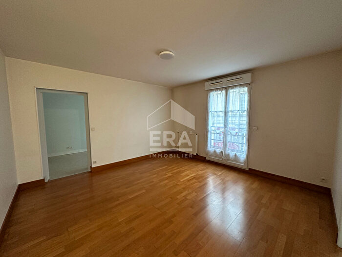 Appartement à louer - Châteauroux, Centre-ville, Les Marins - 2 pièces - 1 chambre