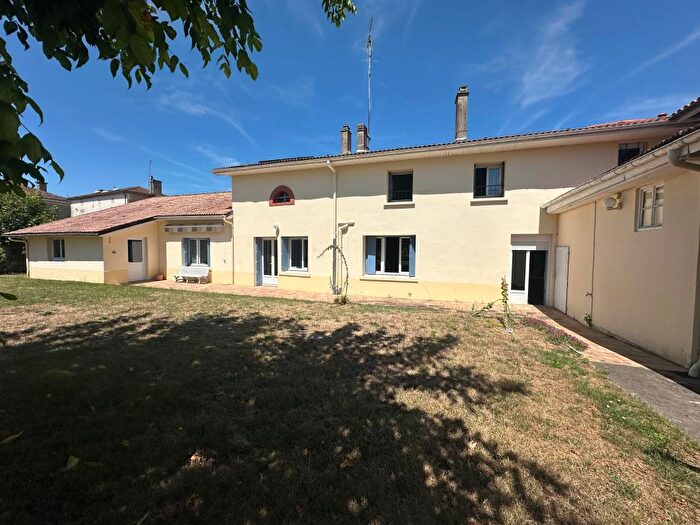 Maison à vendre - Langon - 9 pièces - 8 chambres