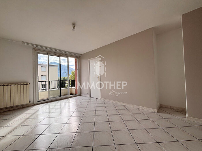 Appartement 3 pièces à louer à Saint-Égrève, La Gare