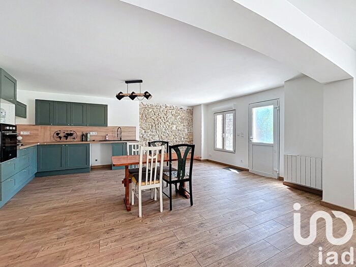 Maison à vendre - Saint-Christoly-de-Blaye - 4 pièces - 3 chambres