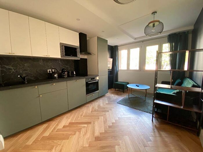 Appartement à louer - Voltaire-Grésillons, Asnières-sur-Seine - 5 pièces - 4 chambres