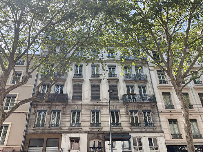 Lyon 3ème, Mutualité, Préfecture, Moncey : Appartement 2 pièces à vendre