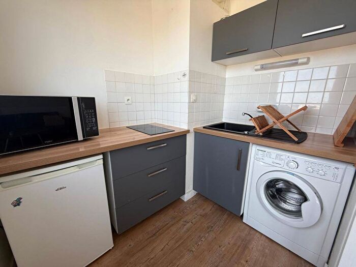 Appartement 1 pièce à Émailleurs, Limoges, à louer