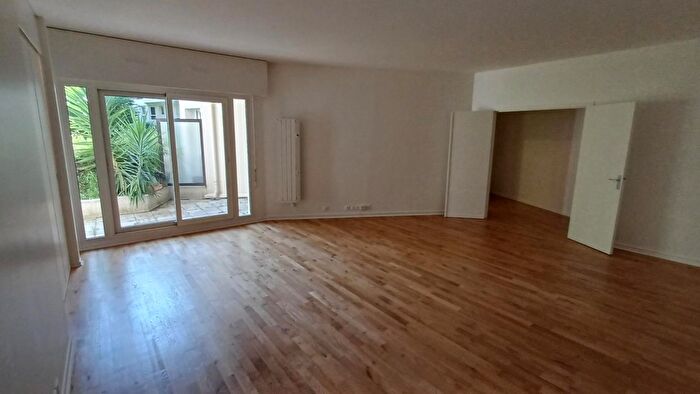 Appartement à louer - Paris e , Pasteur, Montparnasse - 5 pièces - 4 chambres