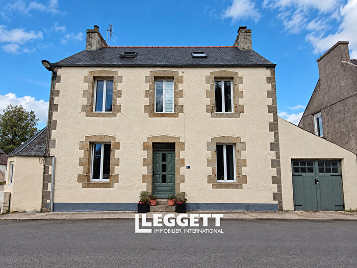 Maison 5 pièces à Bolazec, à vendre