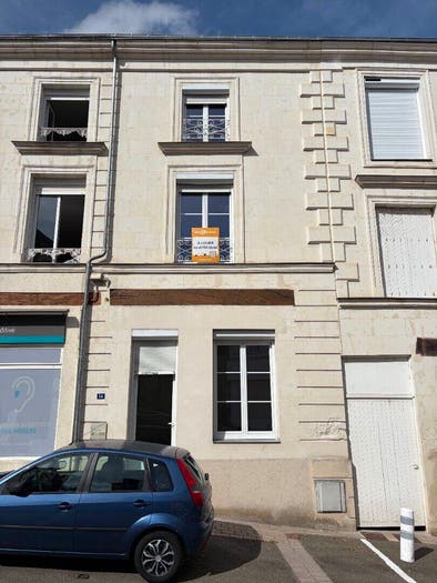 Maison 4 pièces à Nord Est-Sud Ouest, Montval-sur-Loir, à louer