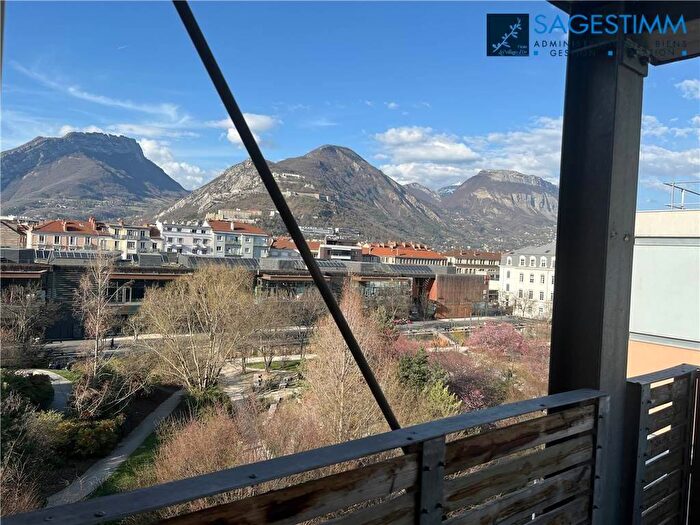 Appartement à louer - Grenoble - 2 pièces - 1 chambre