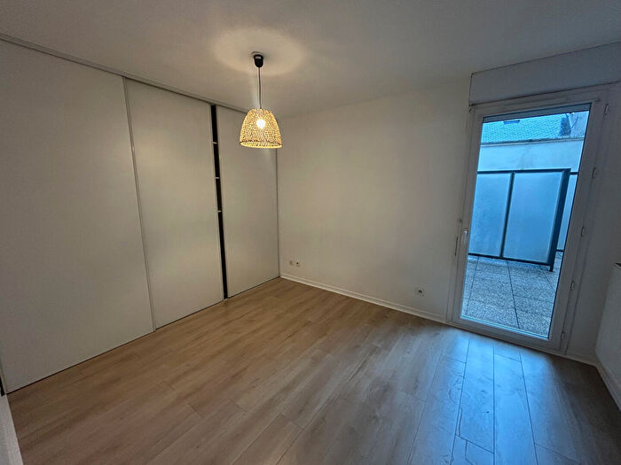 Appartement à louer - Aix-les-Bains, Centre-ville - 2 pièces - 1 chambre