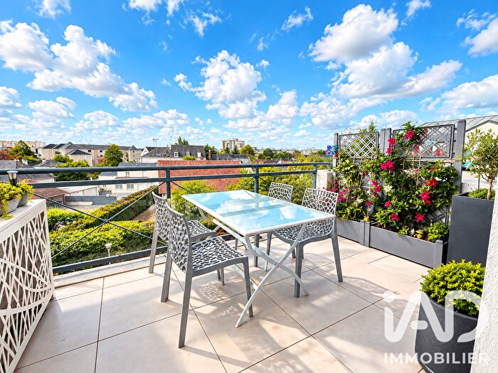 Saint-Jean-le-Blanc - Appartement 5 pièces à vendre