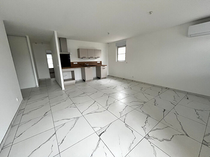 Appartement à louer - Saint-Galmier - 3 pièces - 2 chambres