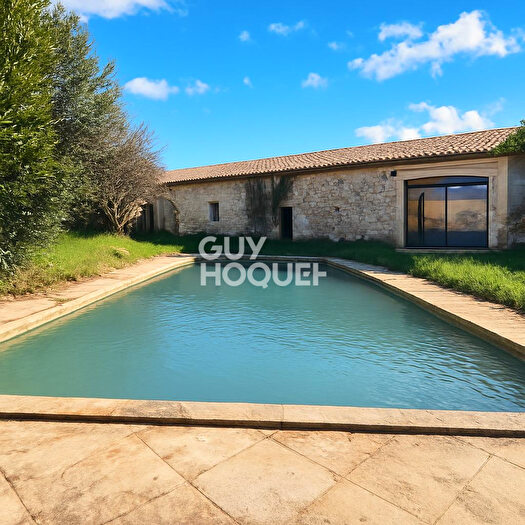 Maison 8 pièces à Mudaison, à vendre
