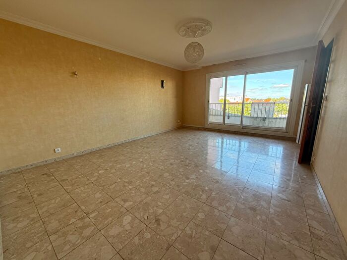 Rezé, Pont Rousseau : Appartement 3 pièces à louer