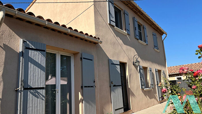 Maison à vendre - Signes - 5 pièces - 4 chambres