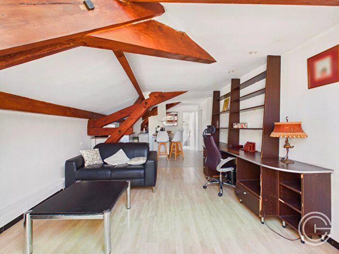 Appartement à louer - Nice, Cimiez - 2 pièces - 1 chambre
