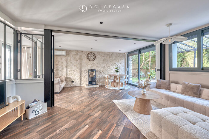 Maison à vendre - Le Perreux-sur-Marne, Centre-ville, Quais dArgonne - 6 pièces - 5 chambres