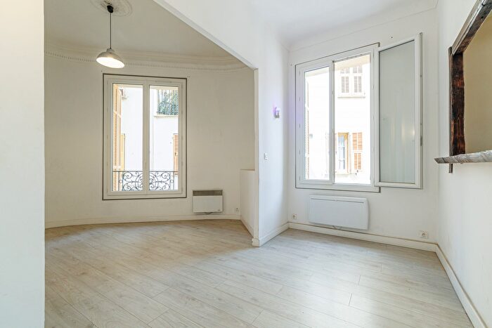 Nice, Garibaldi : Appartement 3 pièces à vendre