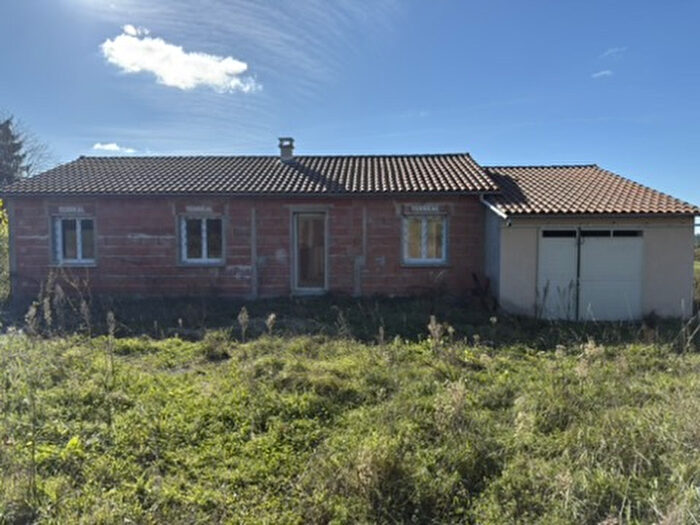 Maison à vendre - Génis - 5 pièces - 2 chambres